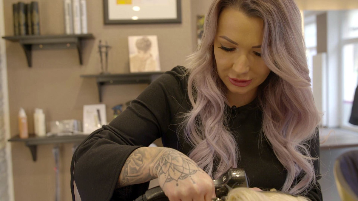 Social Media Friseurin Jennifer (Video) - Einfach hairlich - Die ...