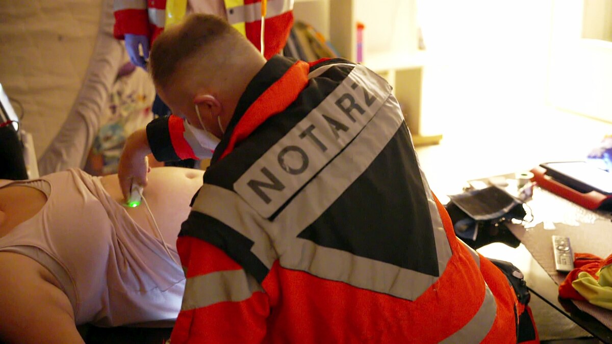 Intoxikation bei Discobesucher | Patientenverlegung | Magenschmerzen ...