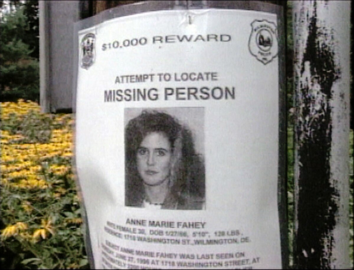 Nasses Grab | Die Akte Jeffrey MacDonald - Autopsie - Mysteriöse ...