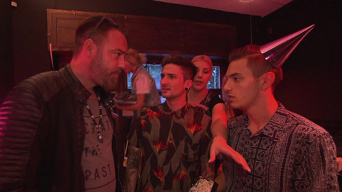 Was für eine traurige Party (Video) - Berlin - Tag & Nacht - RTLZWEI
