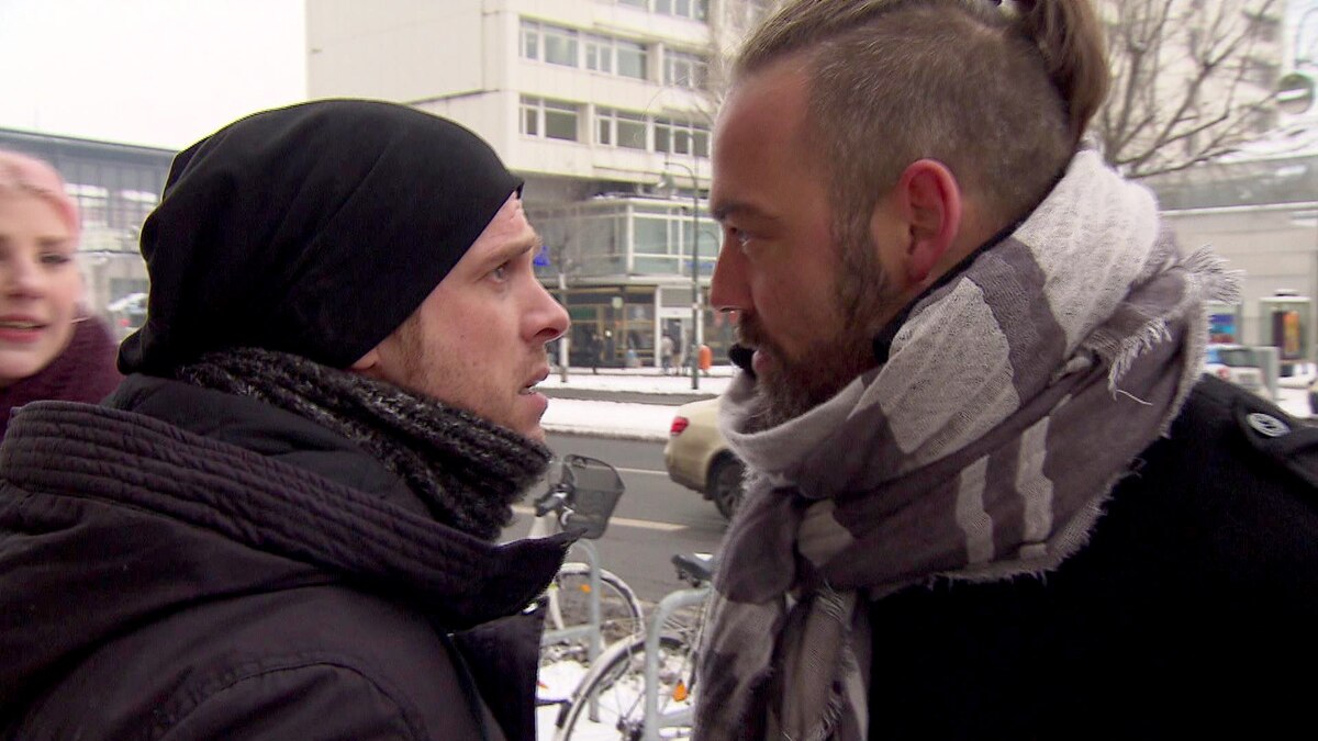 Paula liebt ihr Weichei Basti (Video) - Berlin - Tag & Nacht - RTLZWEI