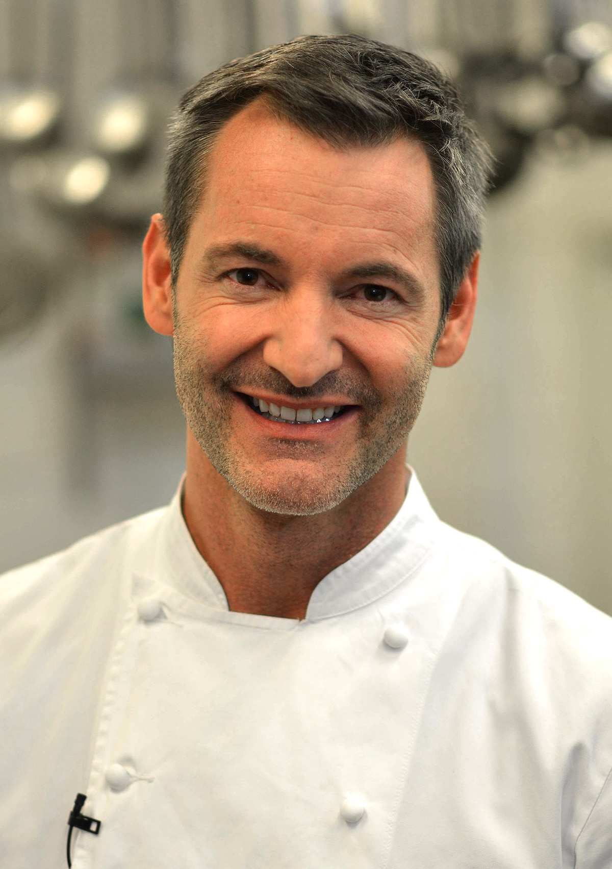 Christian Henze - Die Kochprofis - Einsatz am Herd - RTLZWEI