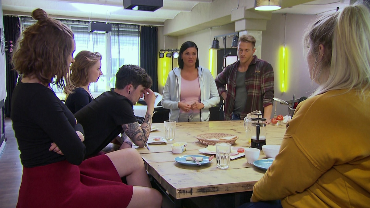 Mandy erzählt die Wahrheit (Video) - Berlin - Tag & Nacht - RTLZWEI