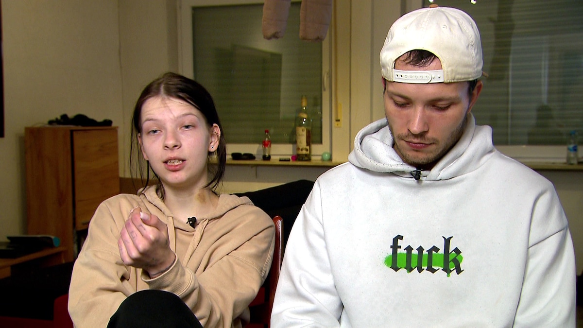 Neustart mit 50 - Armes Deutschland - Stempeln oder abrackern? - RTLZWEI