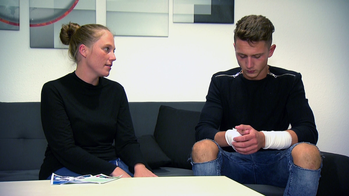 Die Horrormutter - Hilf mir! Jung, pleite, verzweifelt... - RTLZWEI