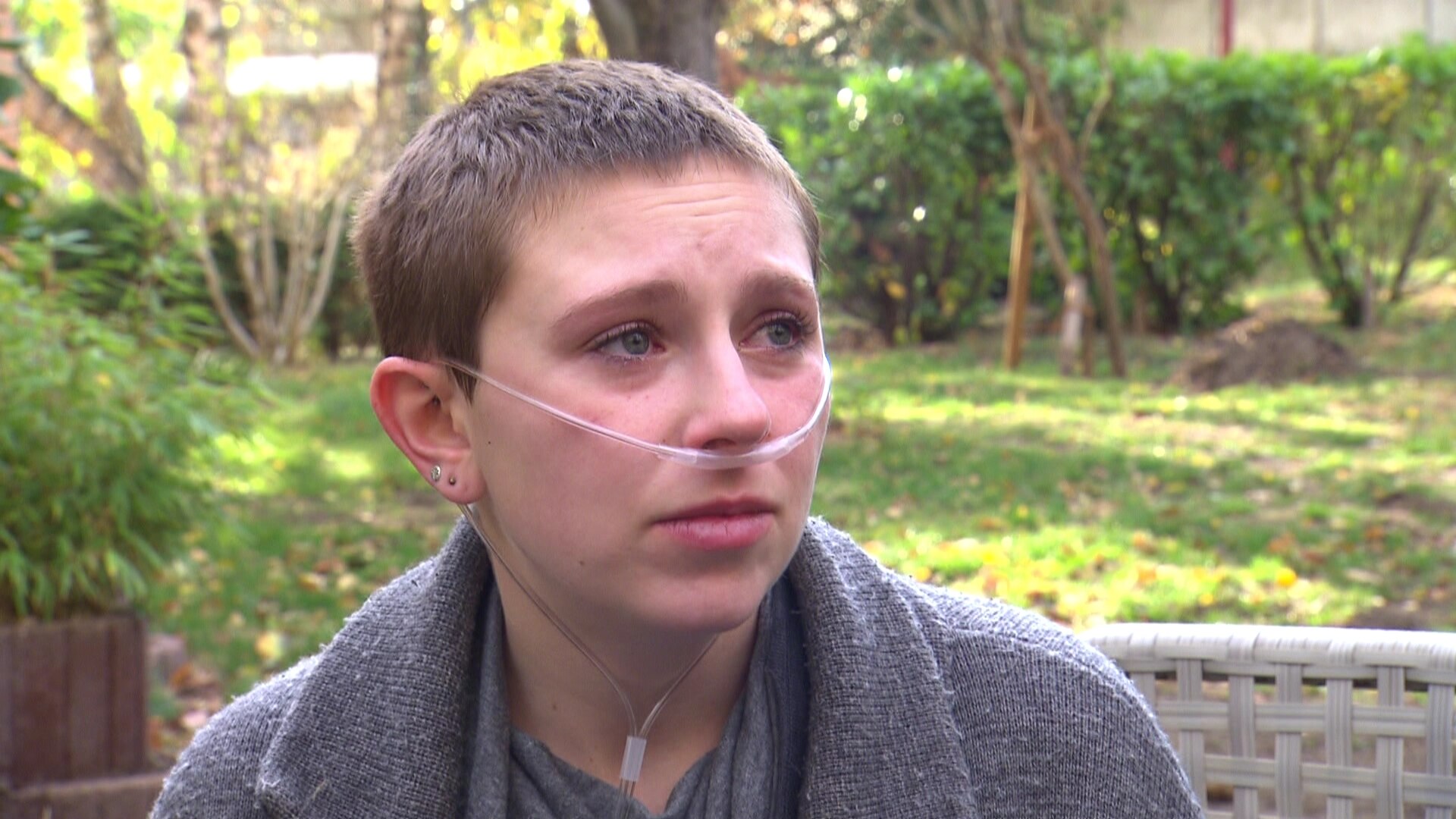 Kampf gegen den Krebs (Video) - Hilf mir! Jung, pleite, verzweifelt... - RTLZWEI