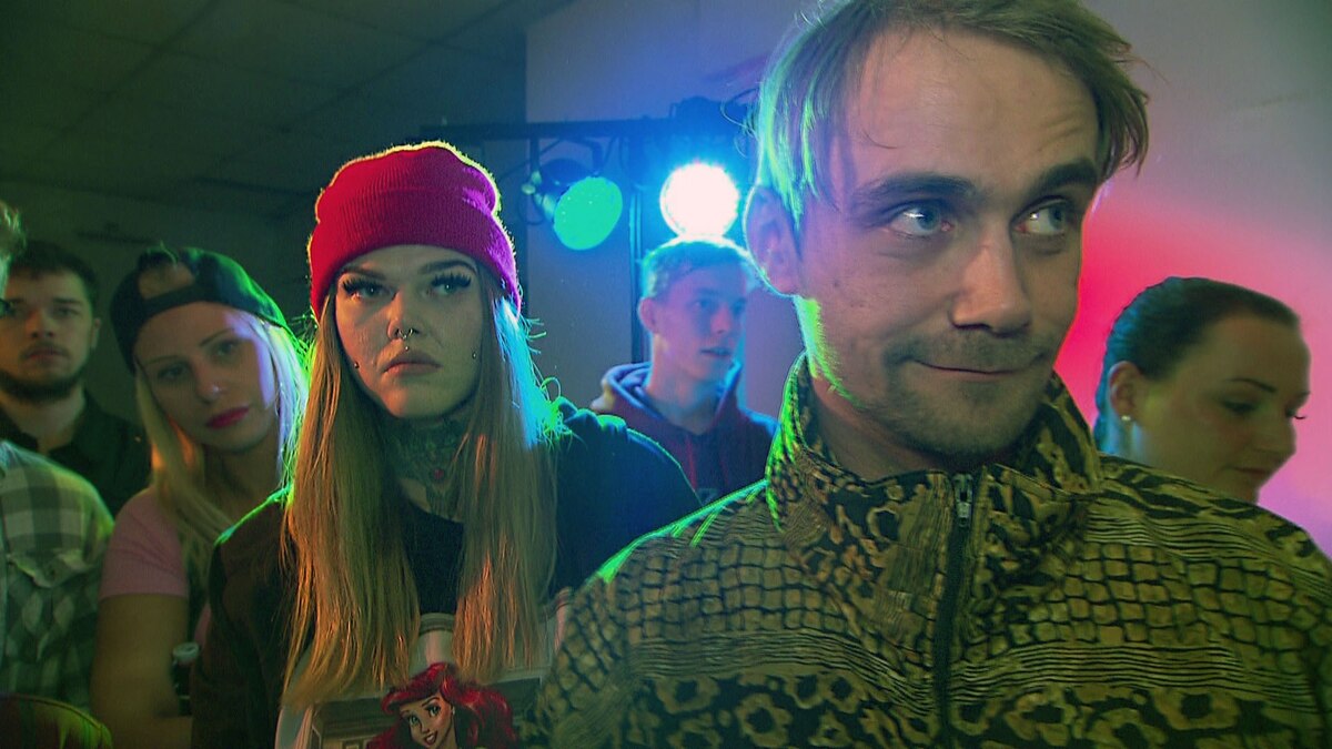 Jade macht Schmidti ein Liebesgeständnis (Video) - Berlin - Tag & Nacht ...