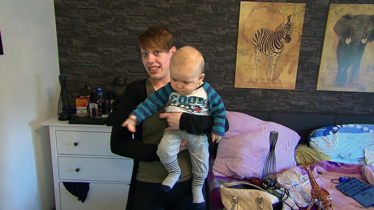 Janine will Eventmanagerin werden (Video) - Hartz und herzlich - Tag ...