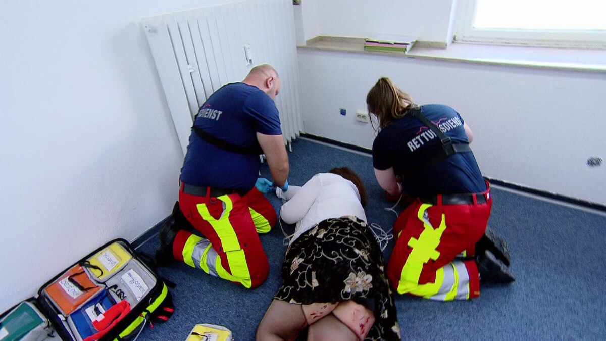 Copy And Love - SOS - Retter im Einsatz - RTLZWEI