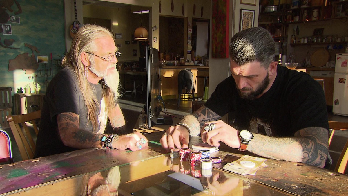 Jack will Alex zur Vernunft bringen (Video) - Köln 50667 - RTLZWEI