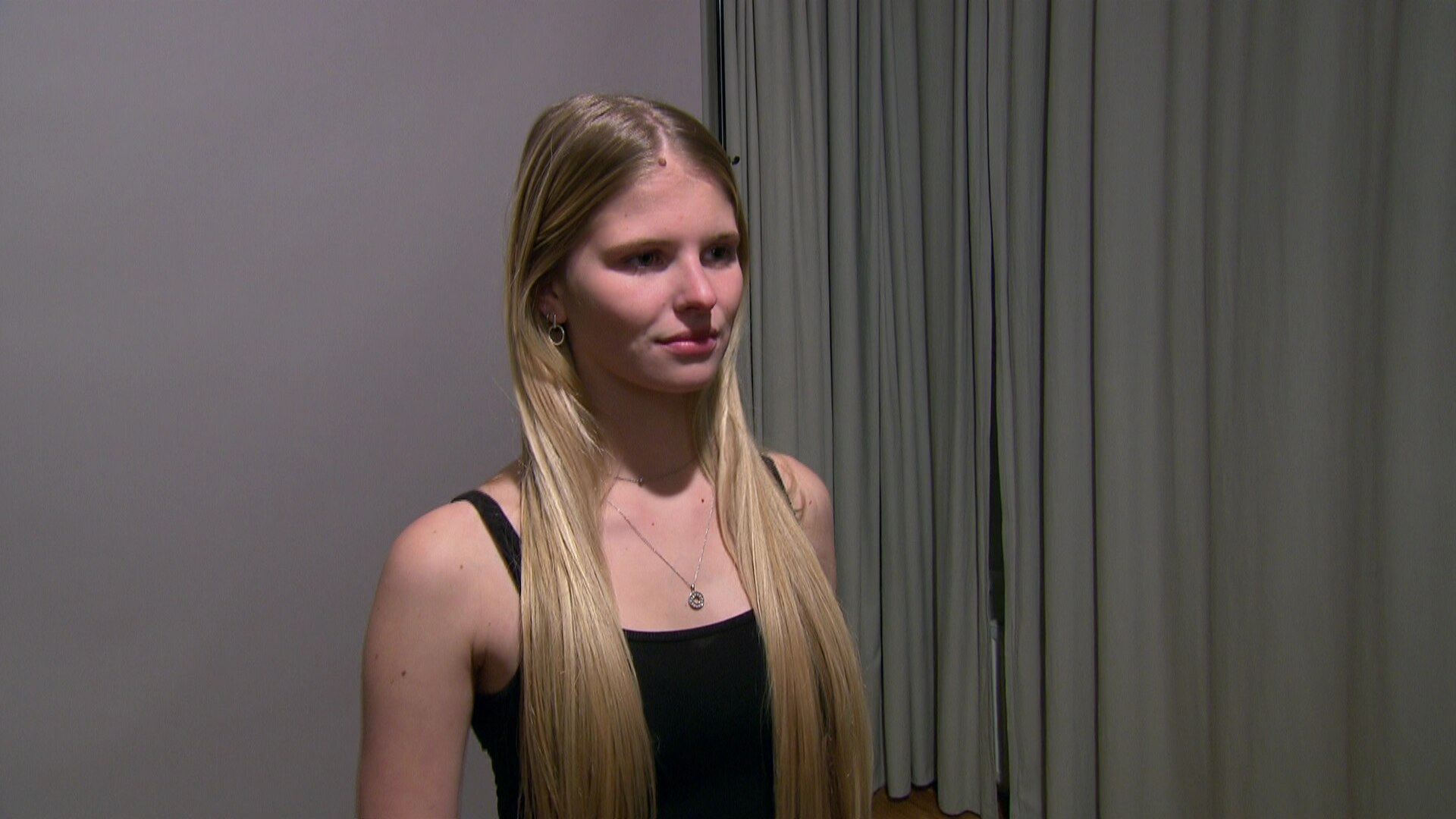 Toni fühlt sich nicht wohl in der Modelwelt (Video) - Berlin - Tag ...