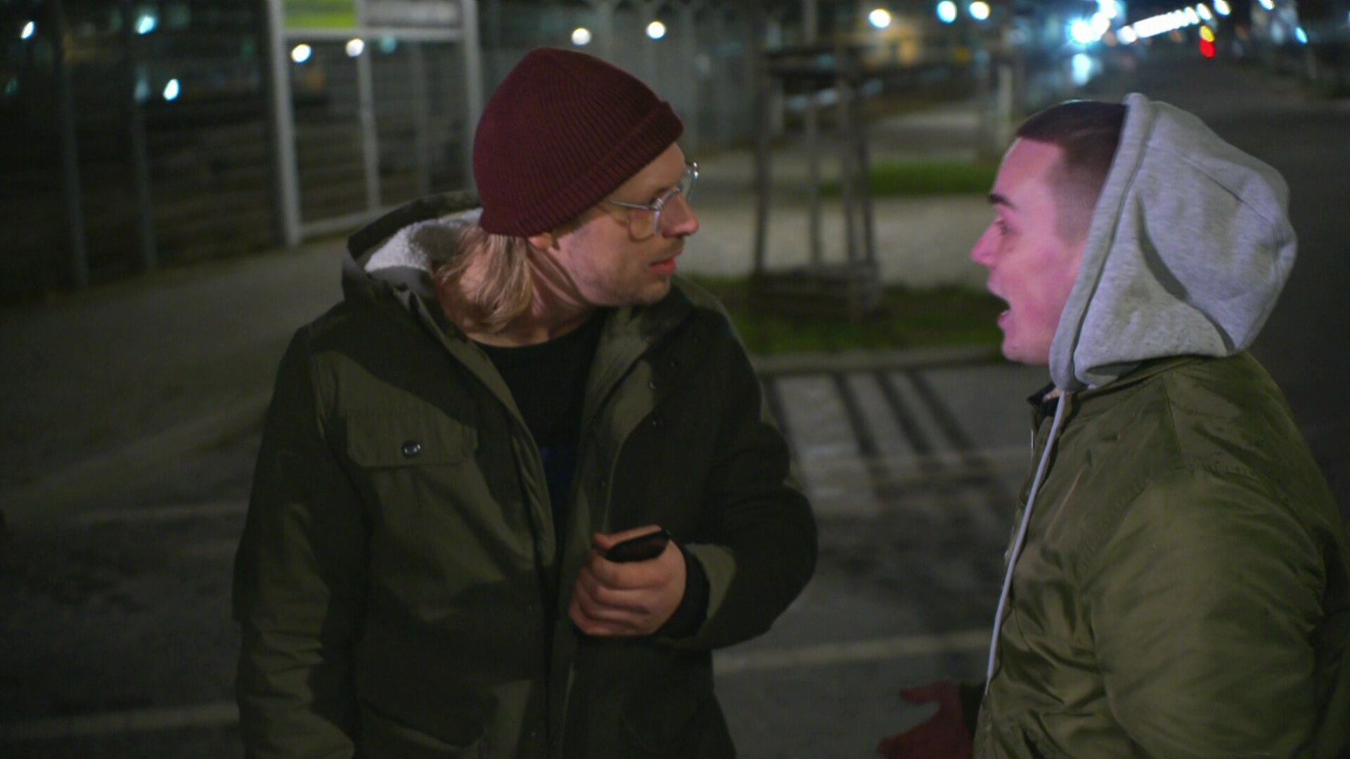 Streit bei Jonas und Bruno (Video) - Berlin - Tag & Nacht - RTLZWEI