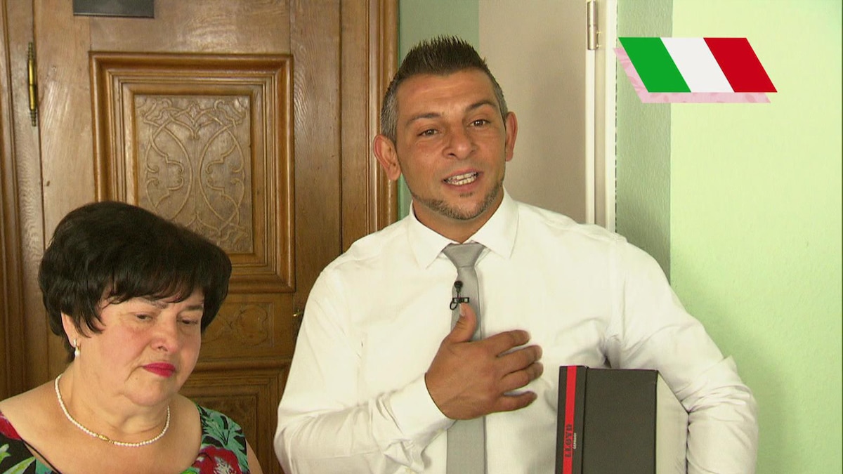 Was hält Alex von seinem Anzug? (Video) - RTLZWEI