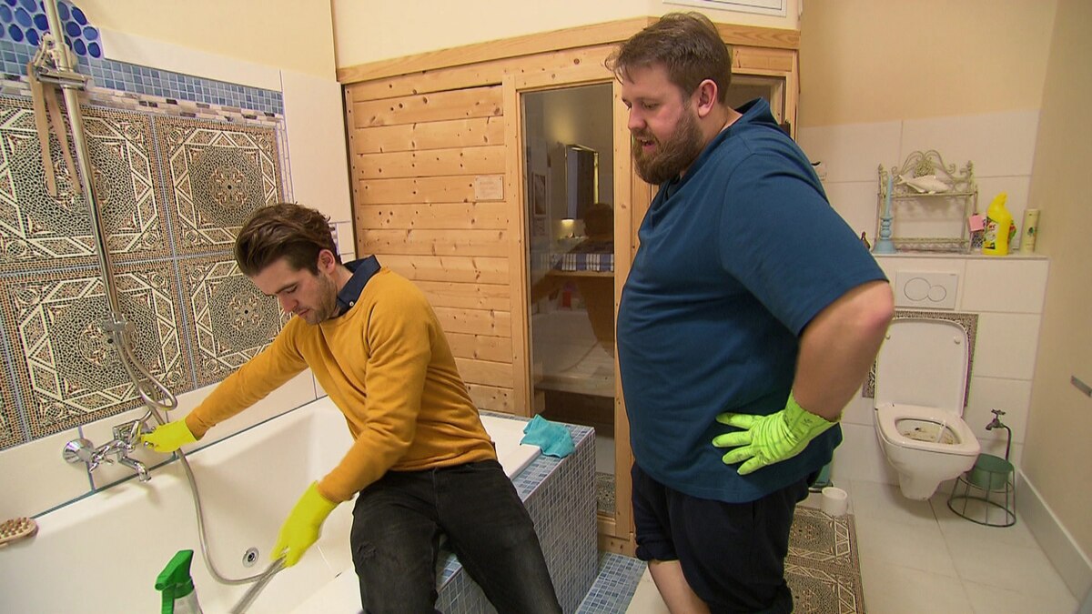 Wer hat das Klo verstopft? (Video) - Köln 50667 - RTLZWEI