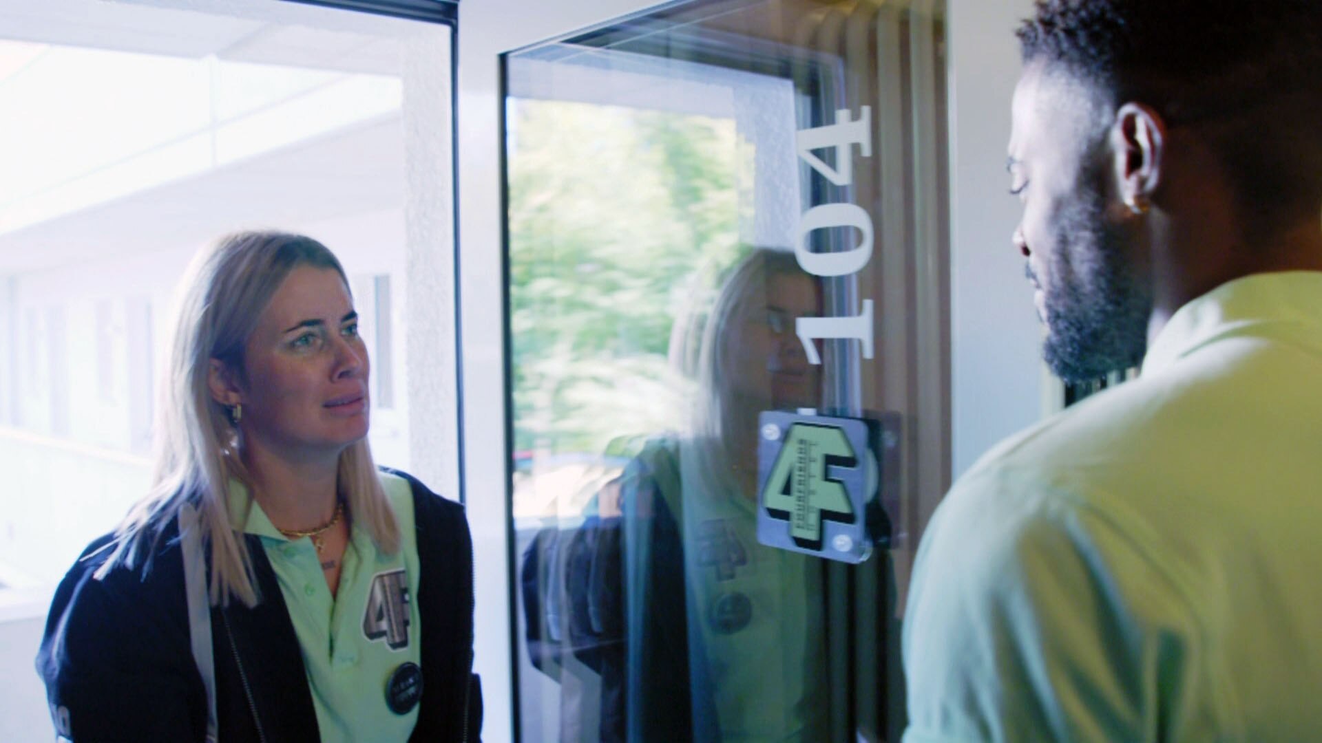 Meike will noch eine Chance von George ? (Video) - Köln 50667 - RTLZWEI