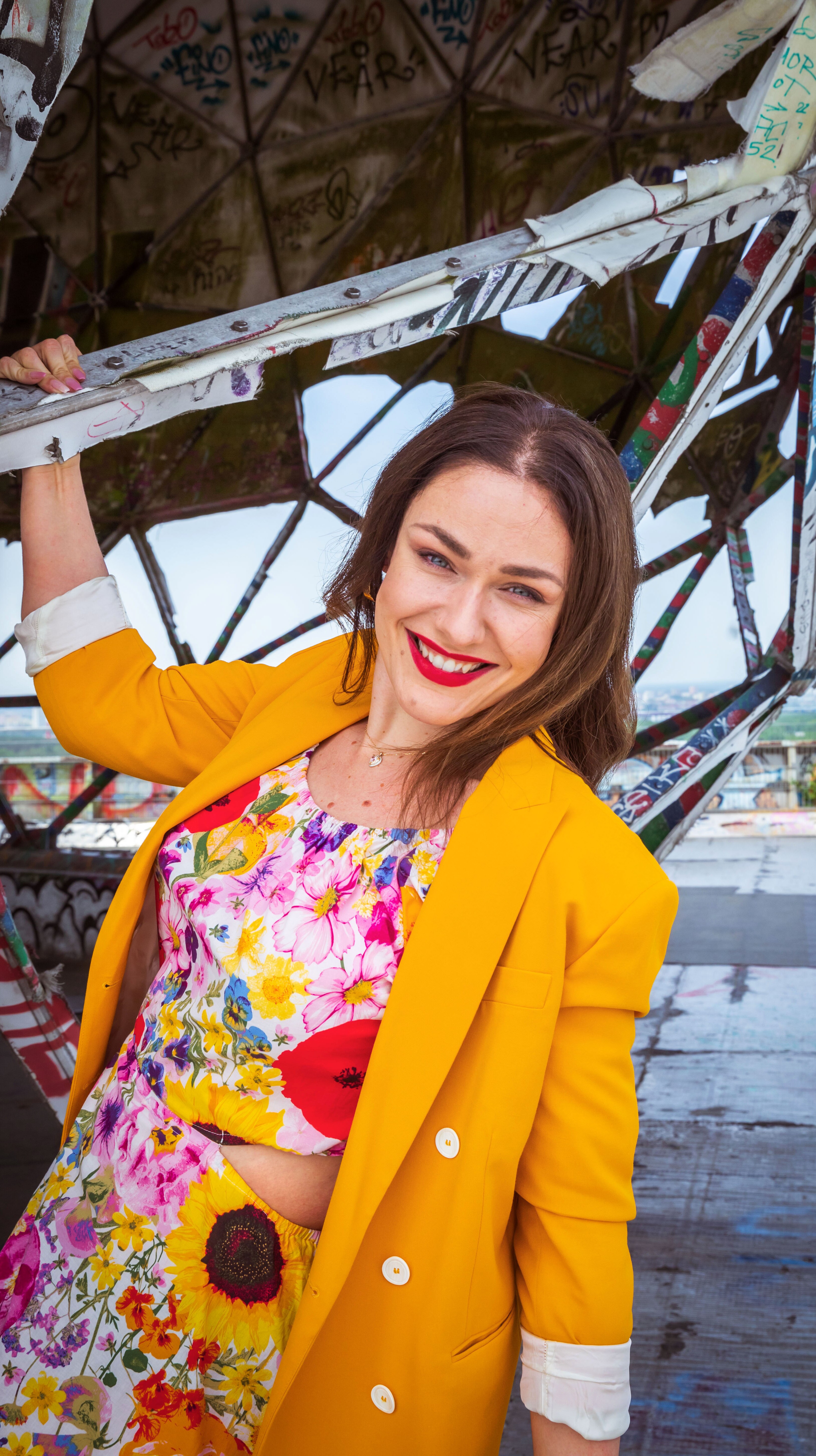 Amy Scott Smith als Katy bei BTN - Berlin - Tag & Nacht - RTLZWEI