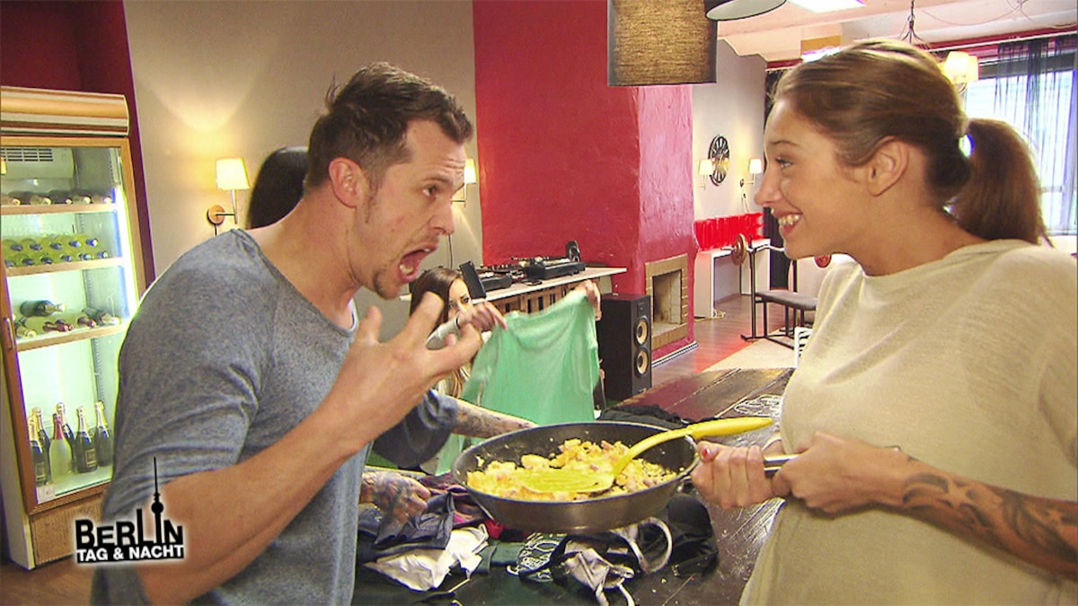 Basti hat genug von Milla (Video) - Berlin - Tag & Nacht - RTLZWEI