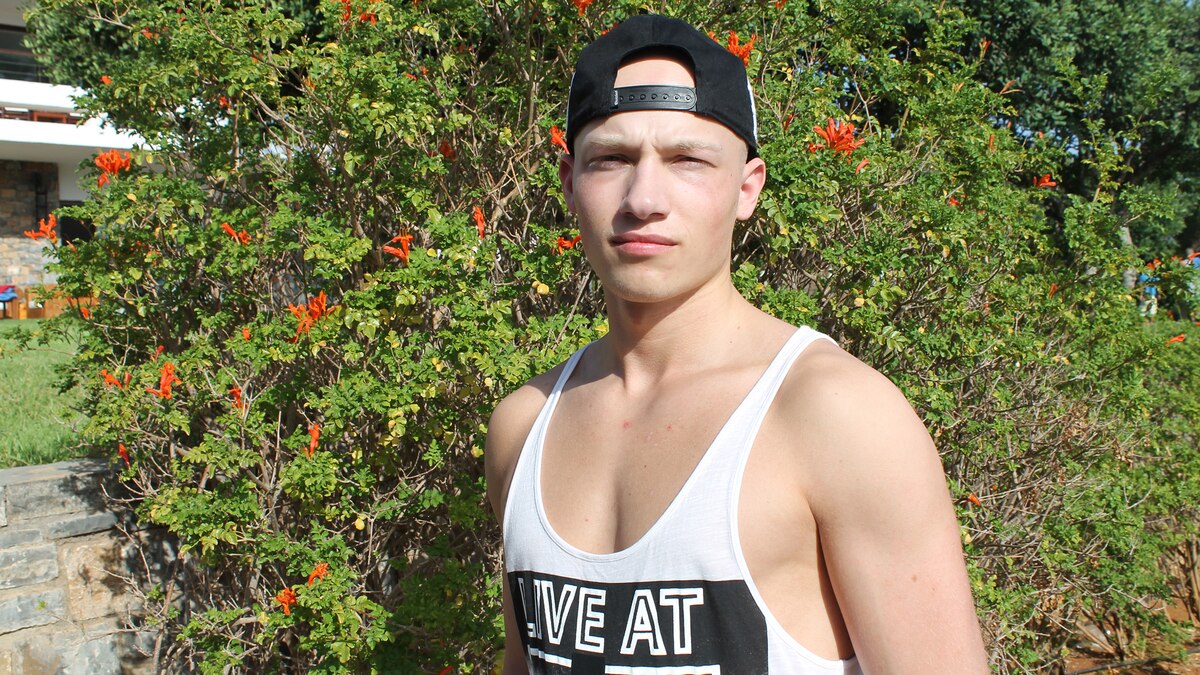 Episode 0111 - Next, Please! - RTLZWEI