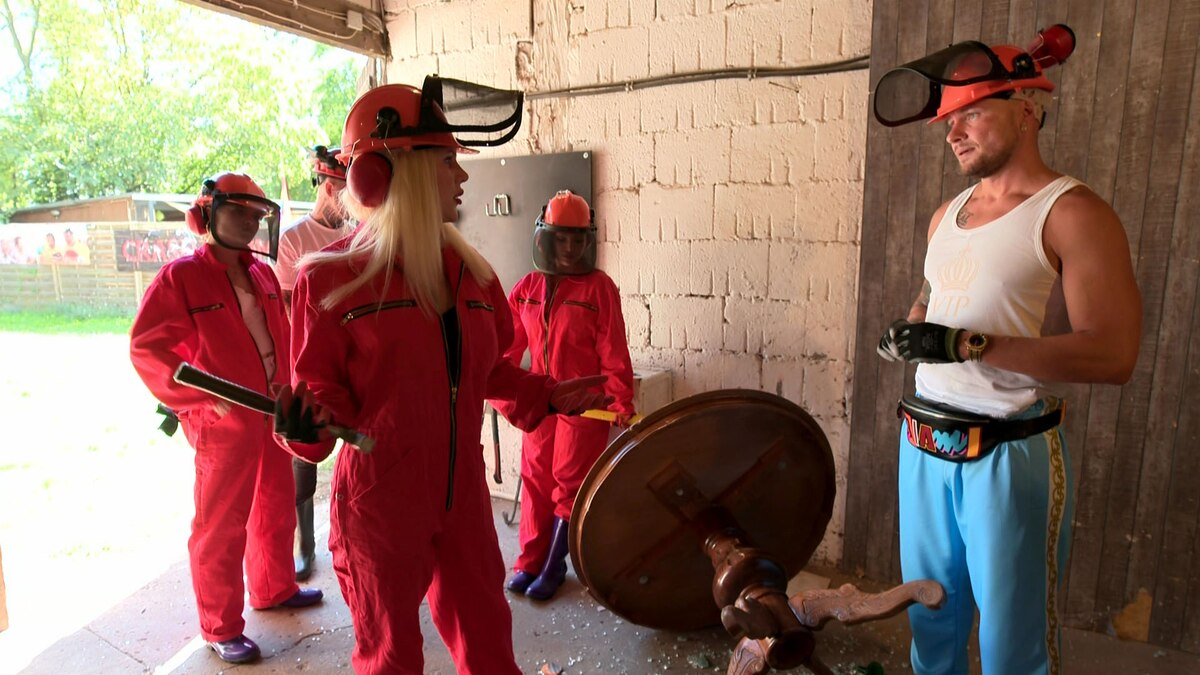Crash Boom Bang - B:REAL - Echte Promis, echtes Leben - RTLZWEI