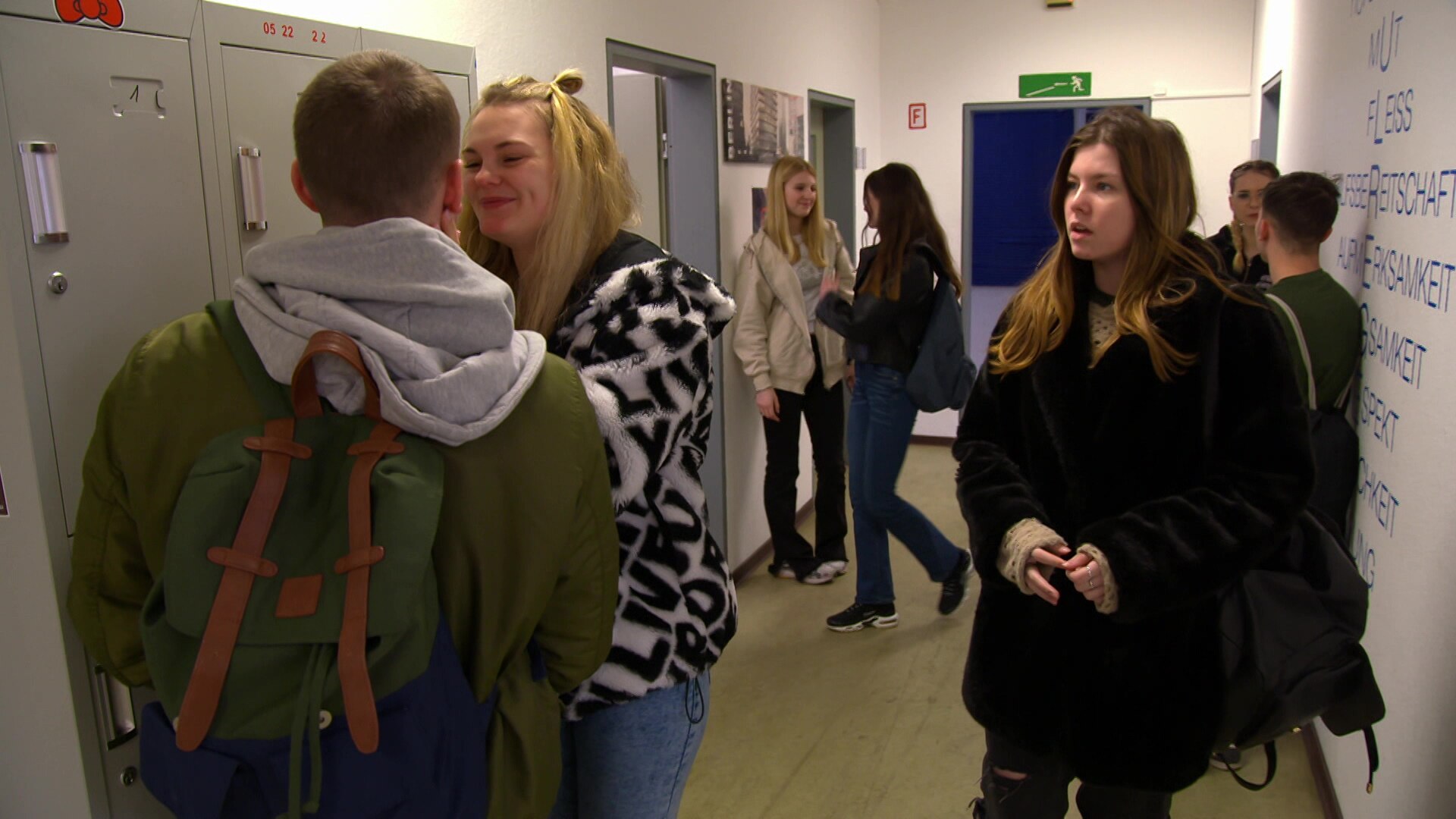 Schock für Sina: Lynn wohnt bei Jonas?! (Video) - Berlin - Tag & Nacht ...