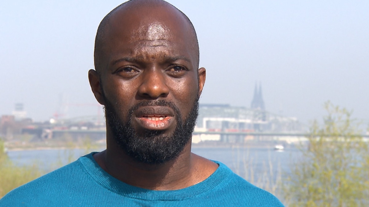 Hans Sarpei: "Wir alle sollten Hasskommentare mehr anzeigen!" (Video ...