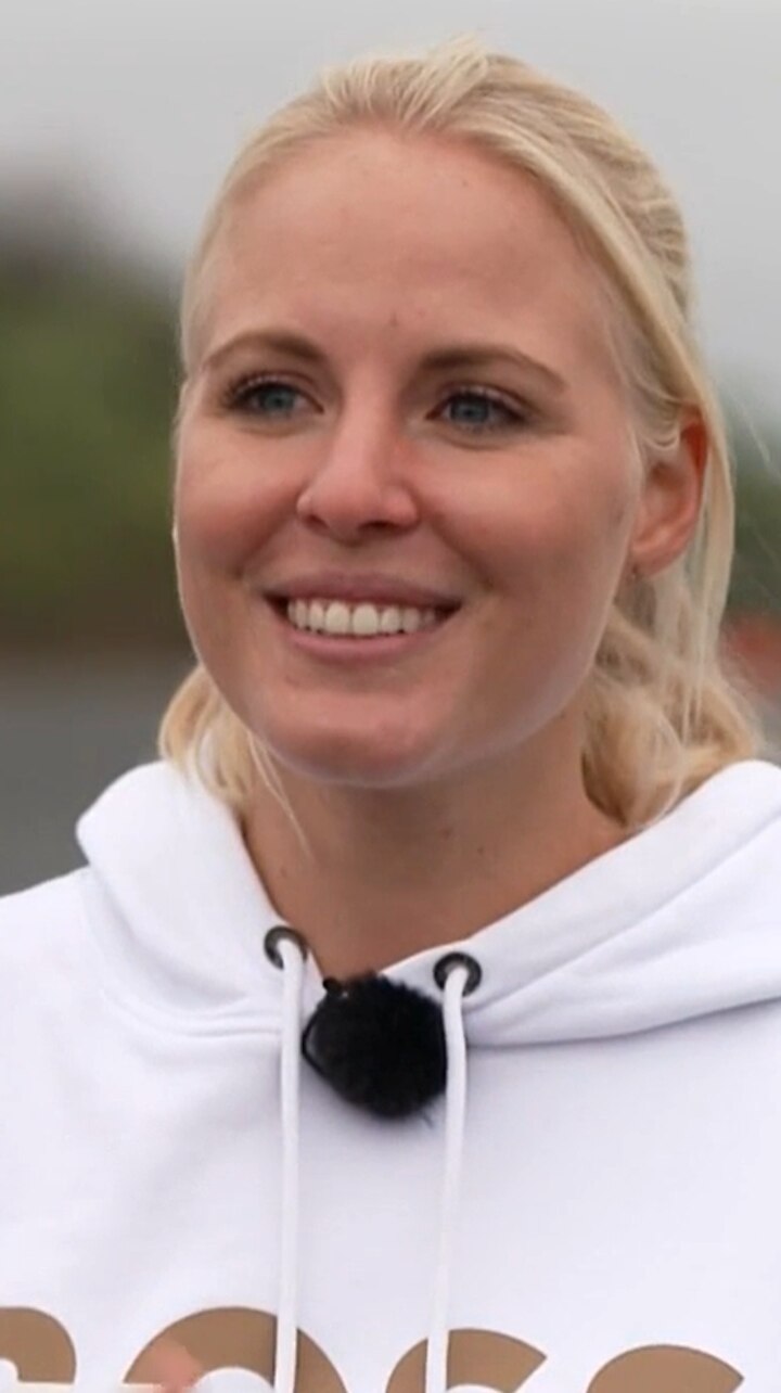 Laura Kraihamer - GRIP - Das Motormagazin - RTLZWEI