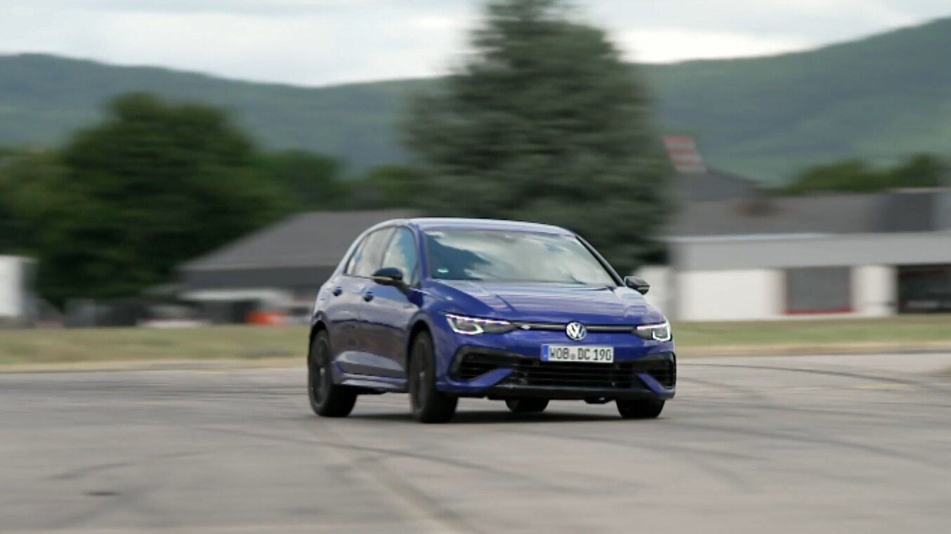 VW Golf R mit 320 PS (Video) - GRIP - Das Motormagazin - RTLZWEI