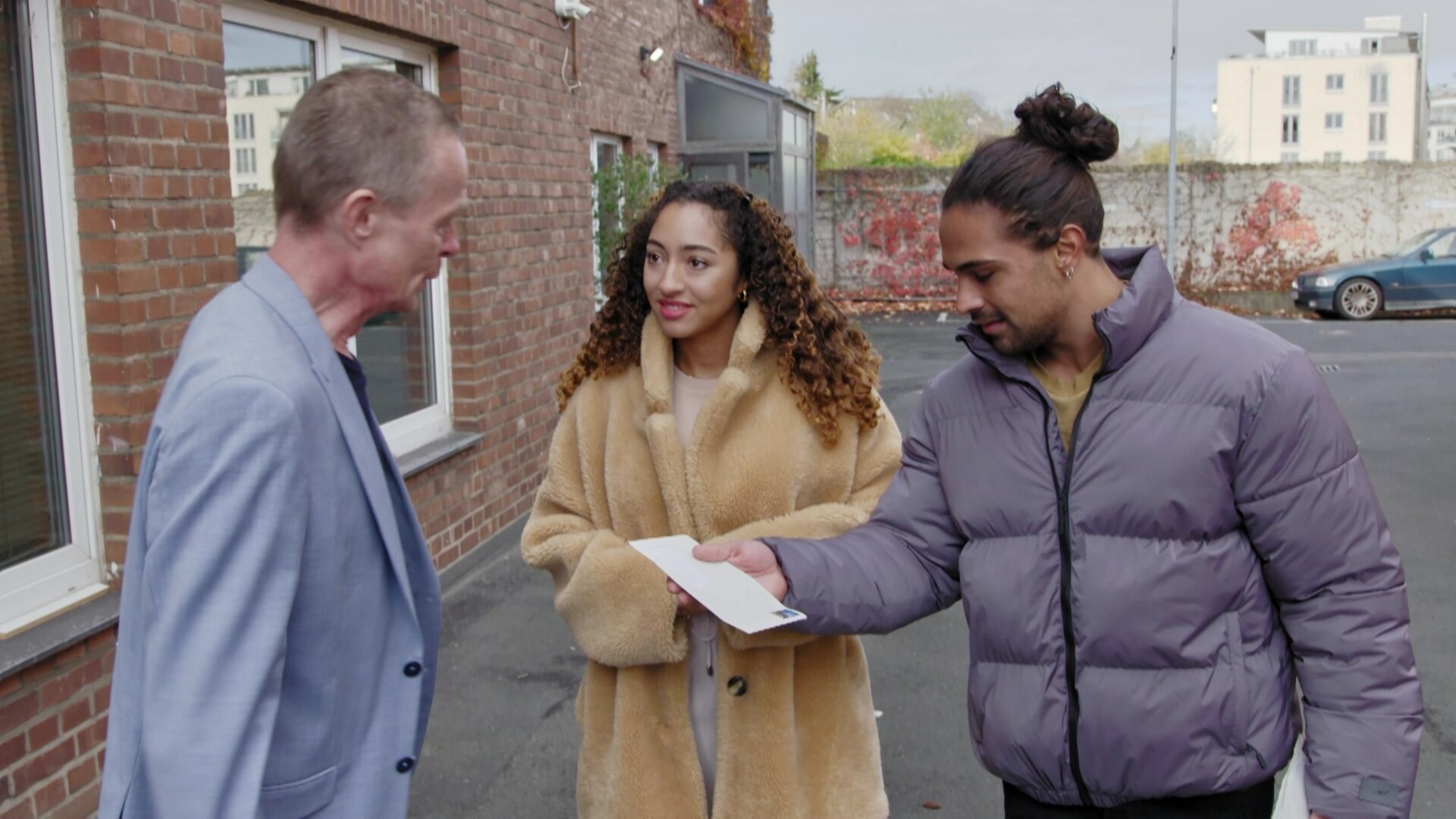 Chico und seine Freunde müssen aus der WG! (Video) - Köln 50667 - RTLZWEI