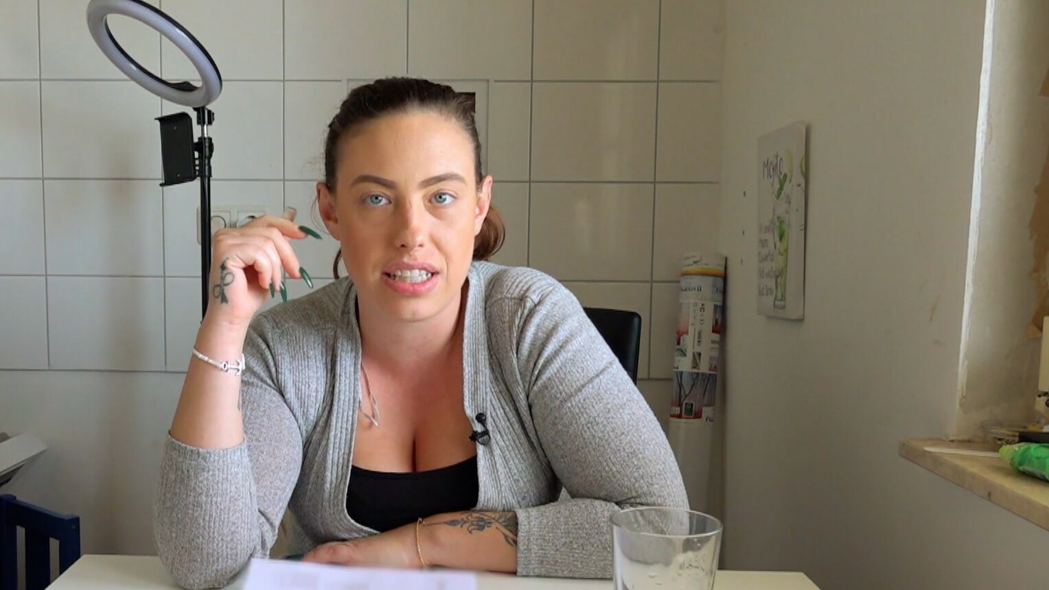 Hartz Herzlich Janine