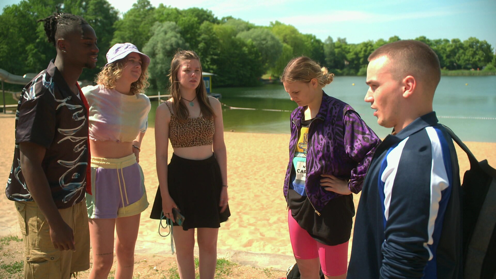 Jonas und Lynn - Comeback in Sicht? (Video) - Berlin - Tag & Nacht ...