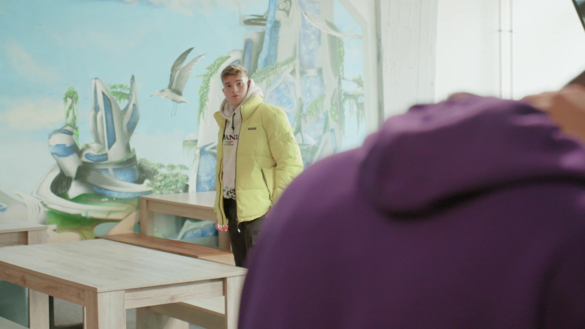 Elif und Max' Freund küssen sich (Video) - Köln 50667 - RTLZWEI