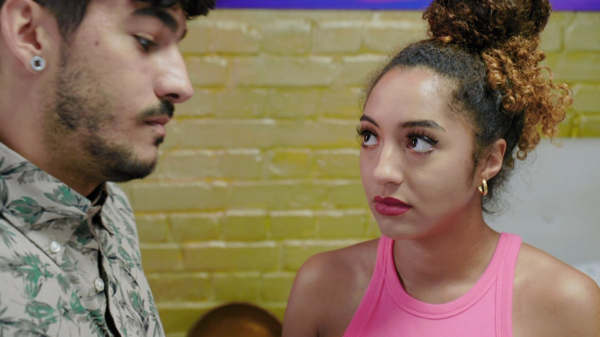 Chico & Lilli: Wann wird das endlich mal was? (Video) - Köln 50667 ...