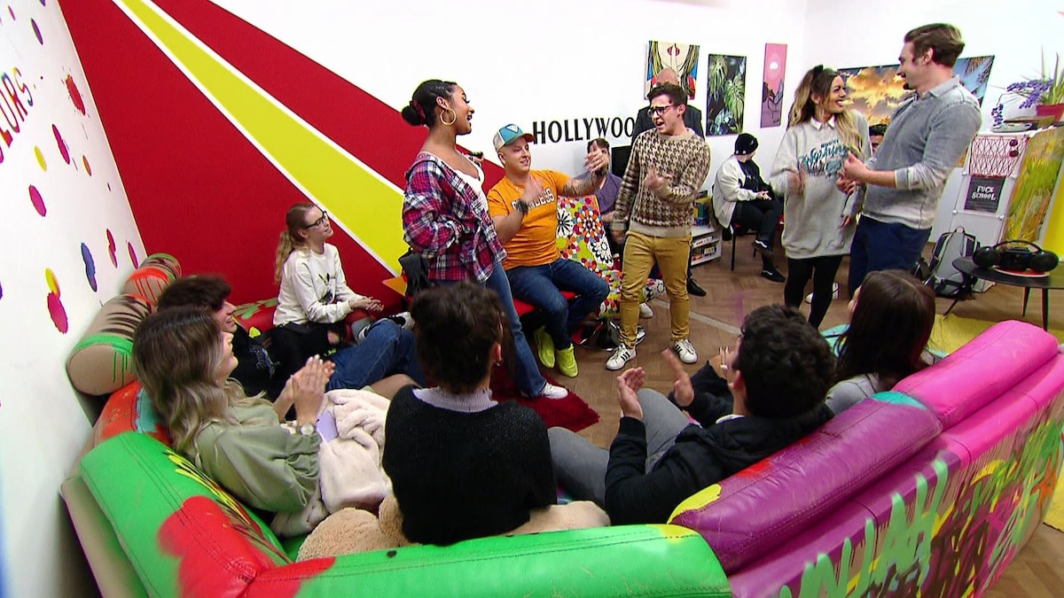 Alexa vs. Linus: das Rap-Battle (Video) - Krass Schule - Die jungen ...