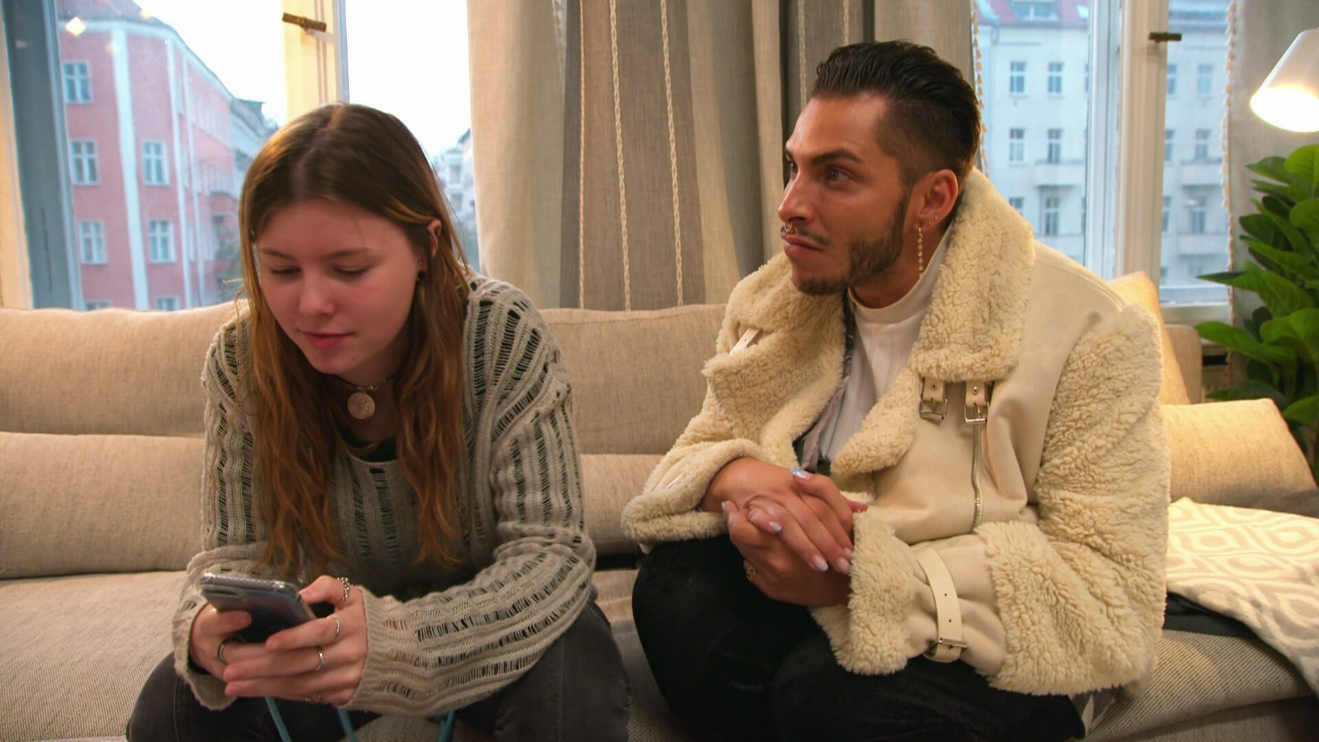 Sina provoziert Rick immer weiter (Video) - Berlin - Tag & Nacht - RTLZWEI