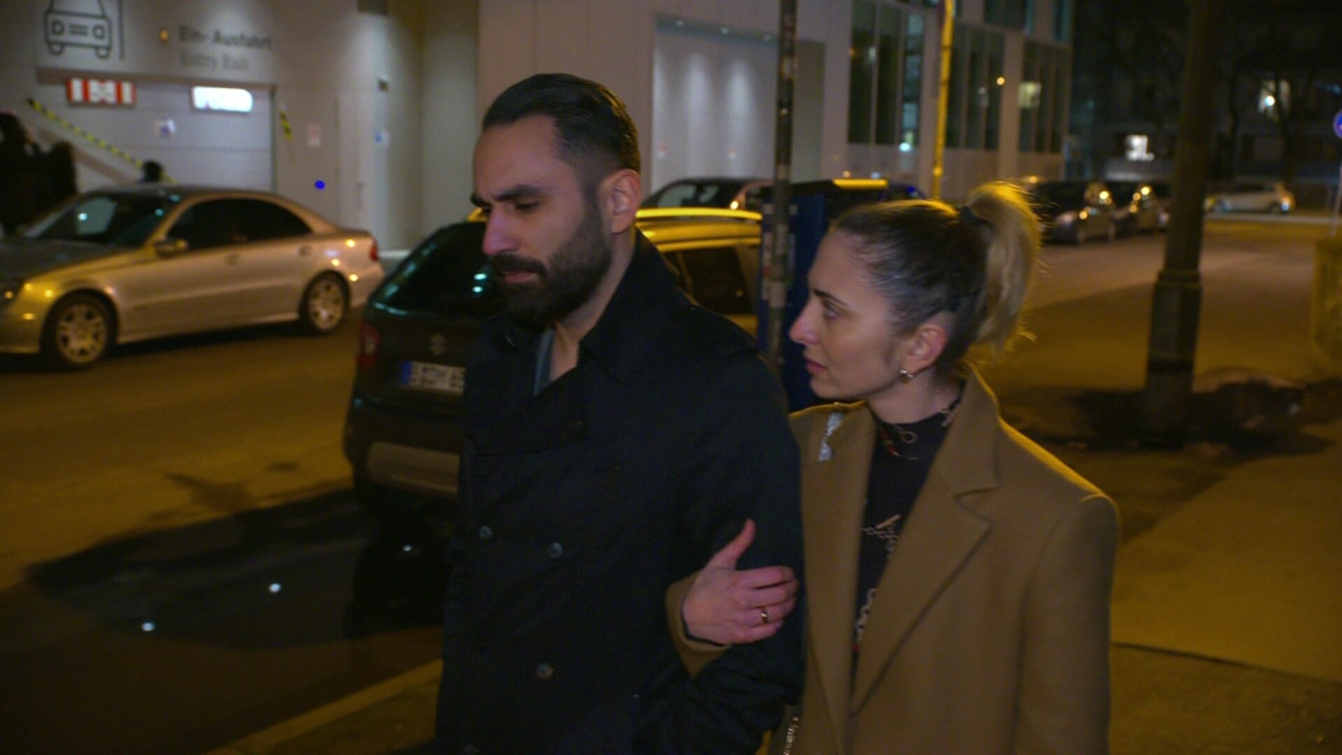 Endlich: Nuri gesteht Sara alles! (Video) - Berlin - Tag & Nacht - RTLZWEI